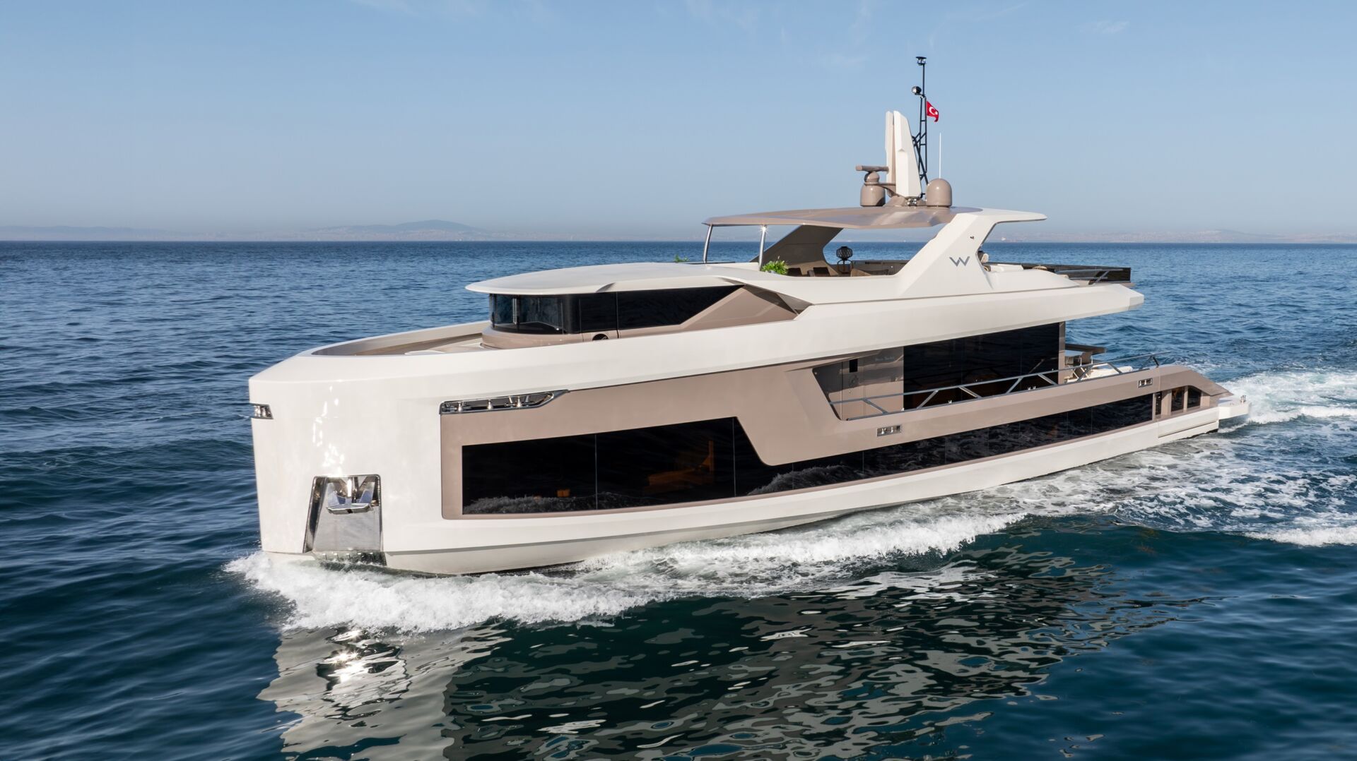WATERLILY: The 92DS by Mazu Yachts Shines as Finalist in Two Prestigious Categories | YACHTZOO